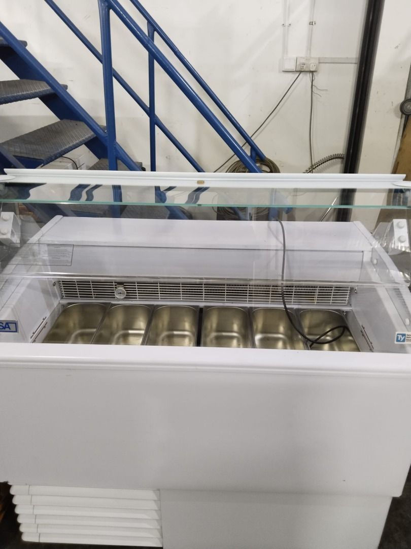 ISA Ice Cream display case Isetta TP LX 6R, TV & Home Appliances ...