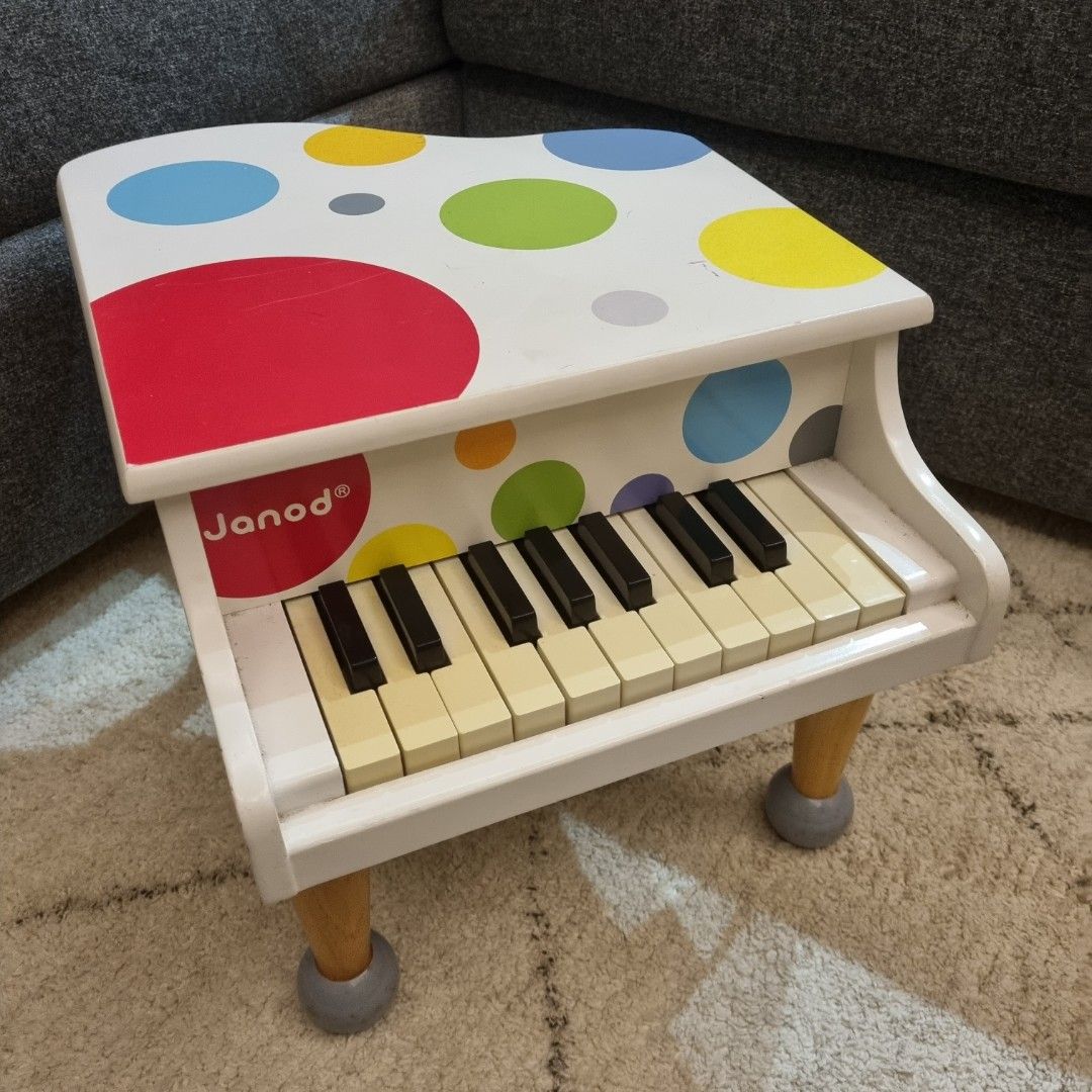 Janod wooden toy piano, Hobbies & Toys, Toys & Games on Carousell