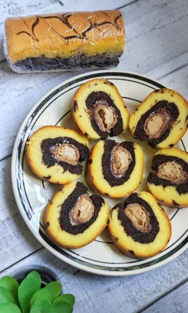 KEK TAPAK KUDA WITH CHOCOLATE BAR, Food & Drinks, Homemade Bakes on ...