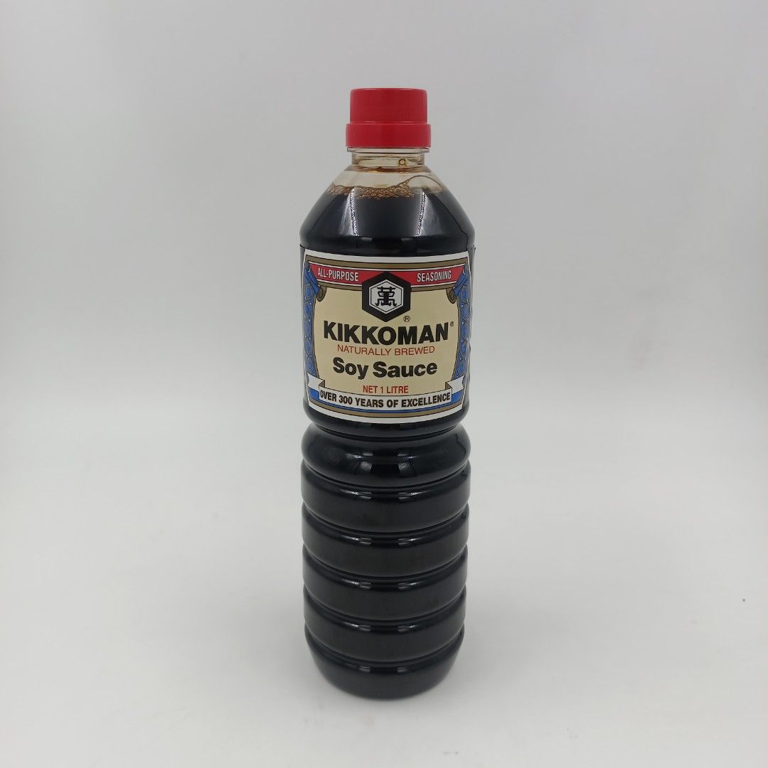 KIKKOMAN NATURALLY BREWED Soy Sauce NET 1 LITRE, Food & Drinks, Spice ...