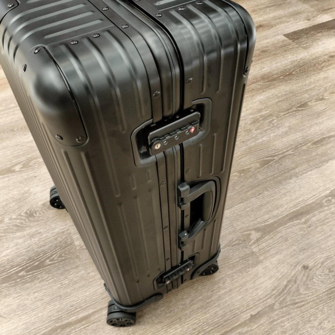 Koper Rimowa, Barang Mewah, Tas & Dompet di Carousell