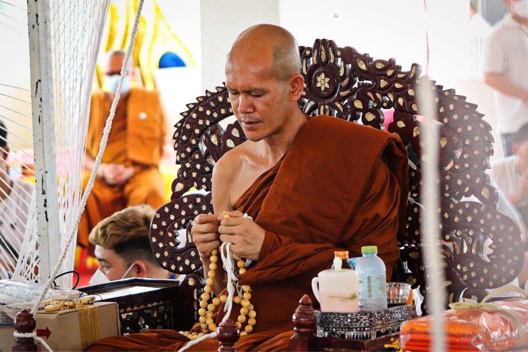 KumanThong Kwak - Phra Ajarn Tom, Hobbies & Toys, Memorabilia ...