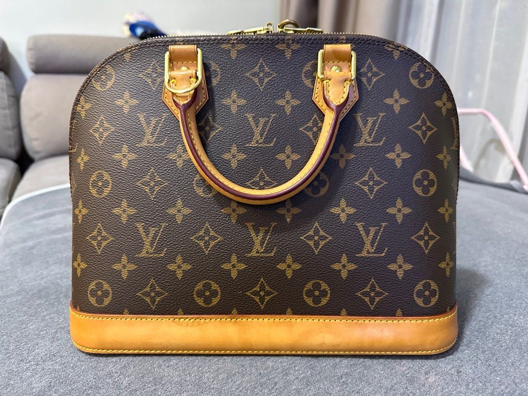 Louis Vuitton LV Monogram Alma PM, Luxury, Bags & Wallets on Carousell