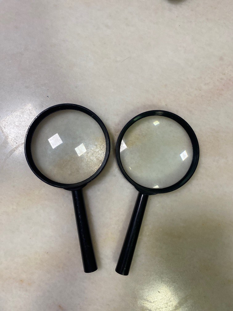 Magnifying glass 2 for rm 40, Hobbies & Toys, Toys & Games on Carousell