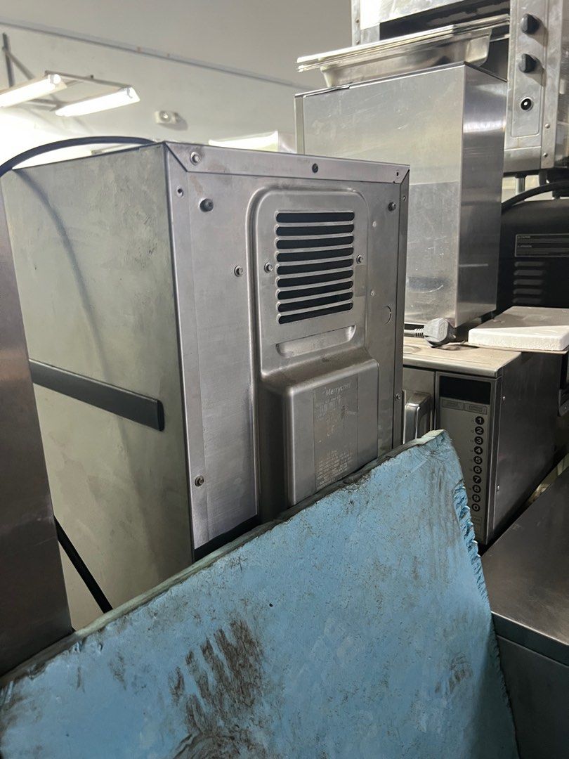 MerryChef Eikon Speed Oven E2S, TV & Home Appliances, Kitchen ...