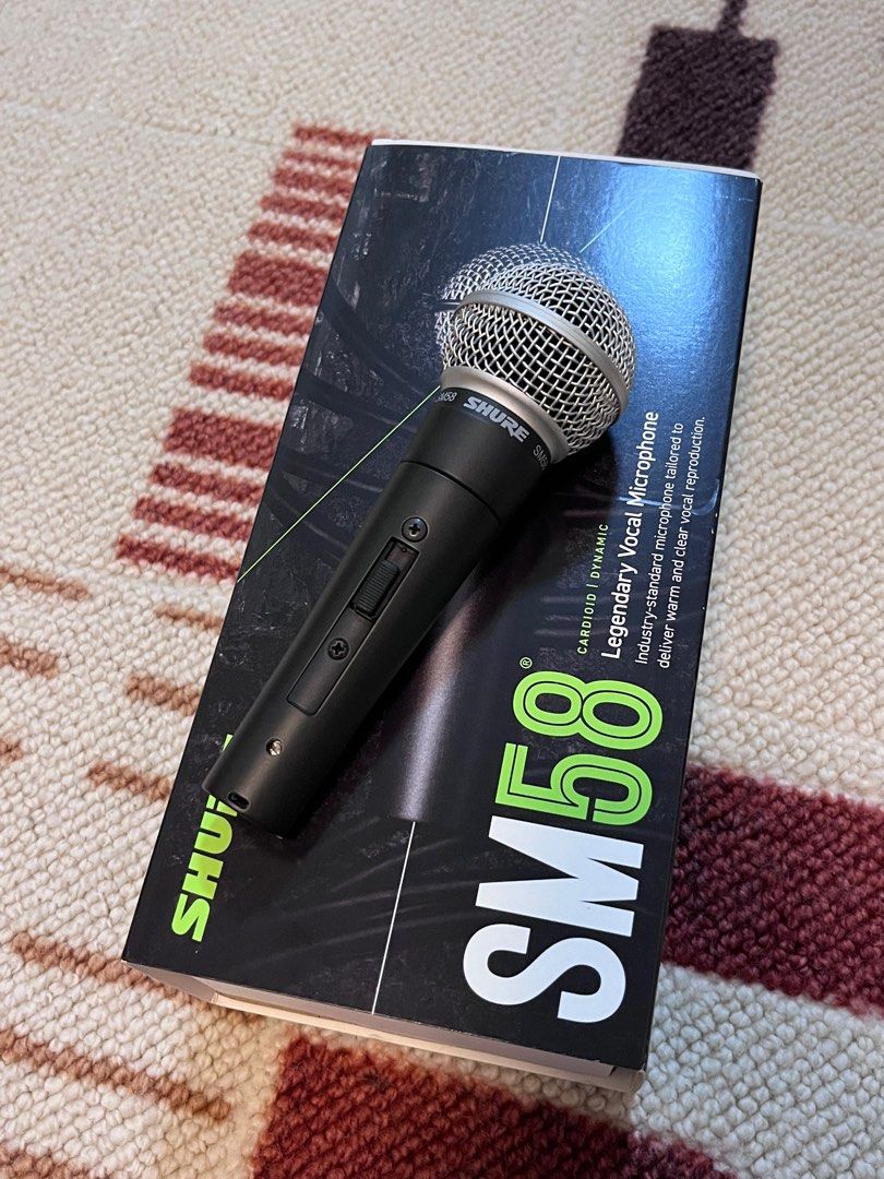 Microphone Shure SM58, Audio, Microphones on Carousell