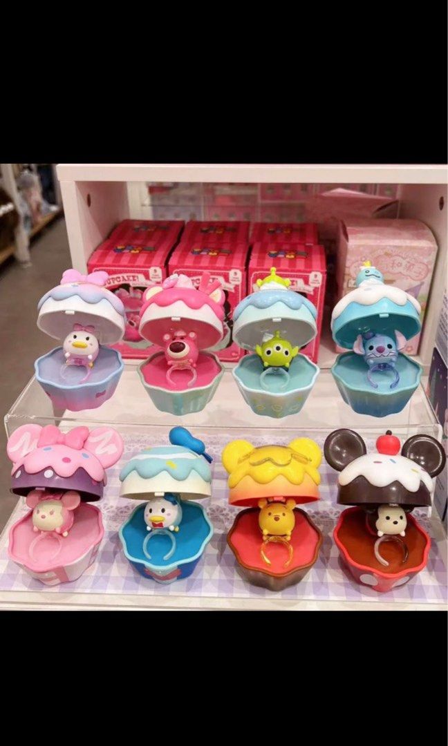 Miniso Disney Light up ring Cupcake (Mickey & Minnie), Hobbies & Toys ...