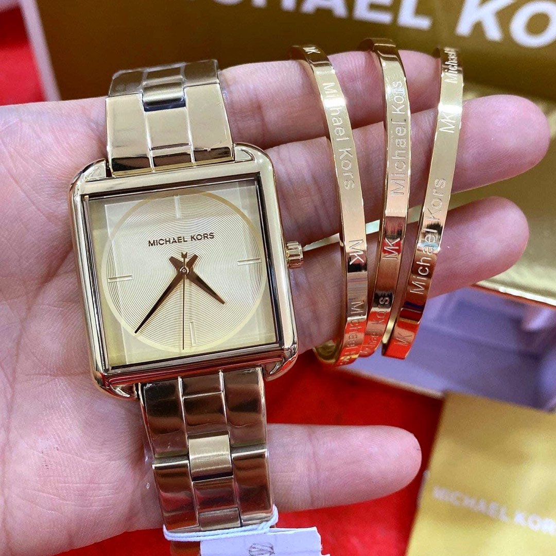 MK SET LAKE WITH ALL GOLD BANGLES AUTHENTIC WATCH, Women's Fashion ...