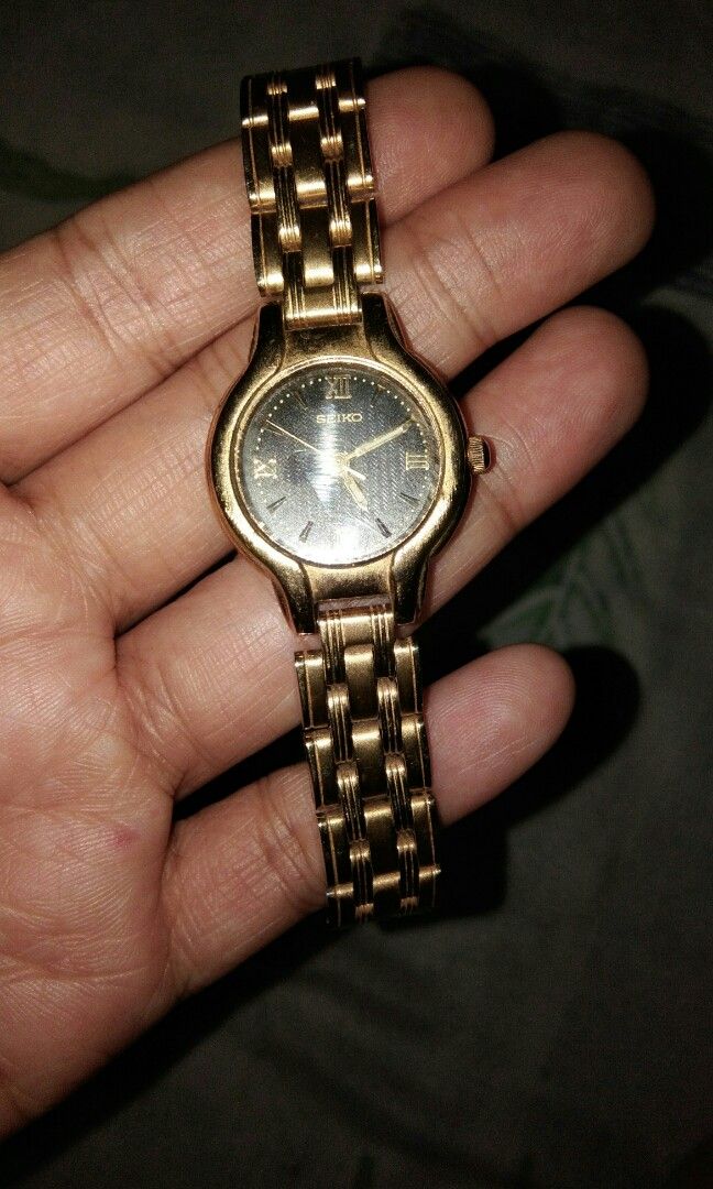 Original watch gold on Carousell