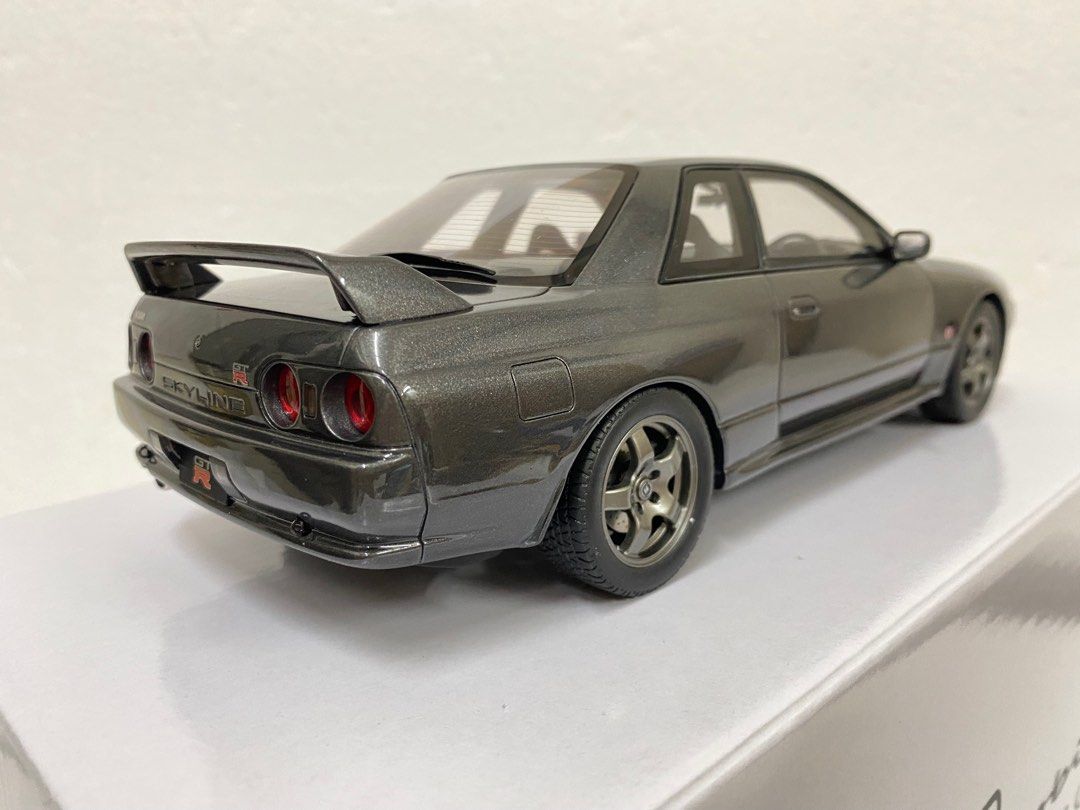 Otto 1:18 Skyline R32 GT-R 模型車, 興趣及遊戲, 玩具 & 遊戲類 - Carousell