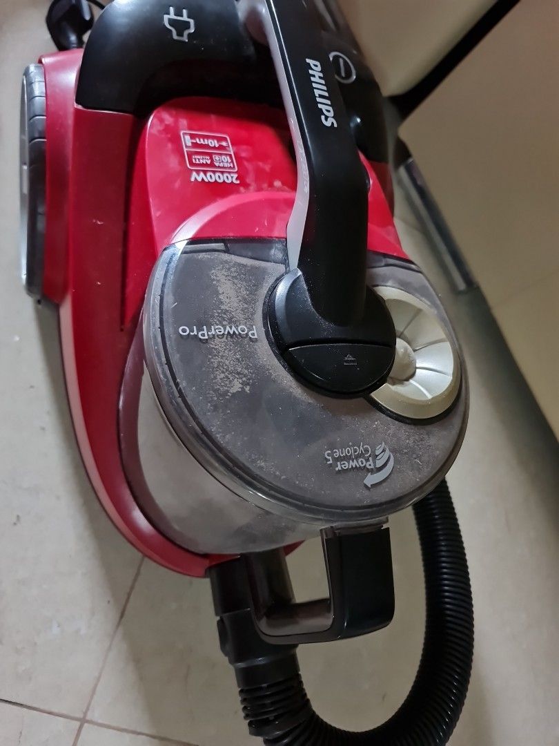 Philip Bagless Vacuum Cleaner 2000 watt, TV & Home Appliances, Vacuum ...