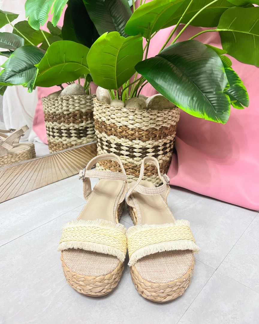 Platform Abaca Sandals, Women's Fashion, Footwear, Wedges on Carousell