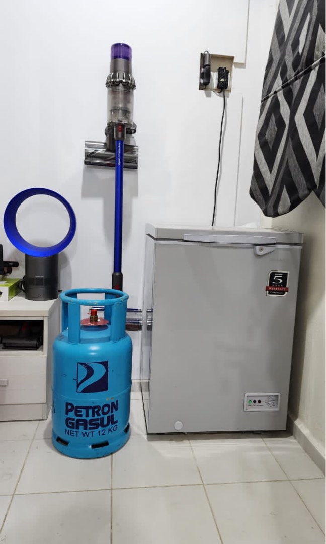 Pre- Loved Sharp Deep Chest Freezer 93L, TV & Home Appliances, Kitchen ...