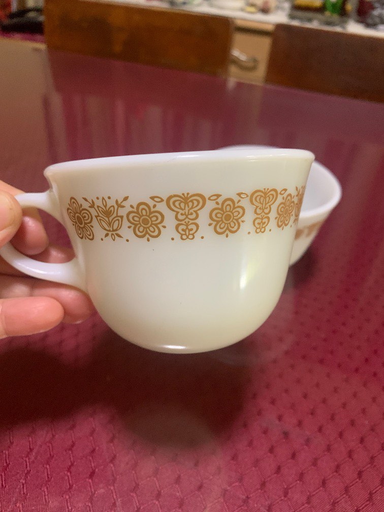 PYREX ORIGINAL CUPS SET. Vintage style. Microwave safe., Furniture ...