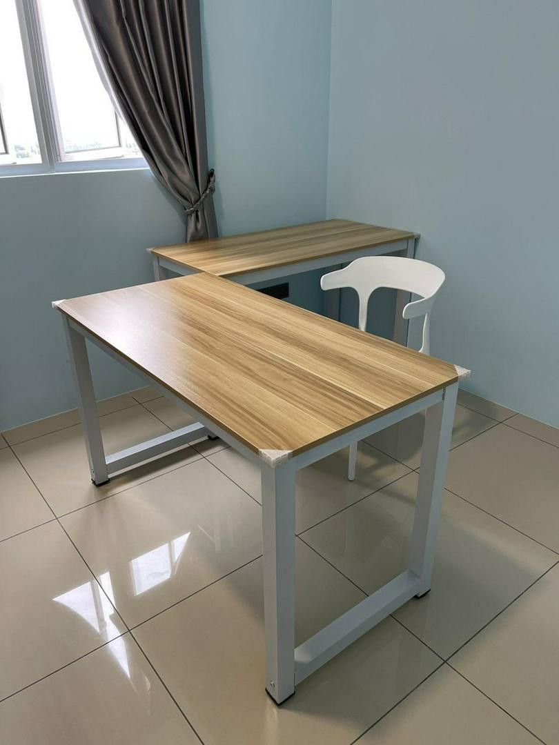 Readystock Office Table, metal leg gaming study working tables desks ...