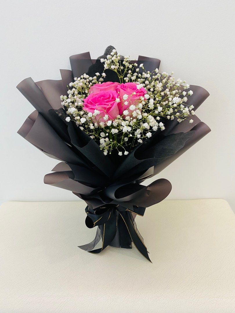 Rosy Rose Bouquet, Hobbies & Toys, Stationery & Craft, Flowers & Bouquets on Carousell