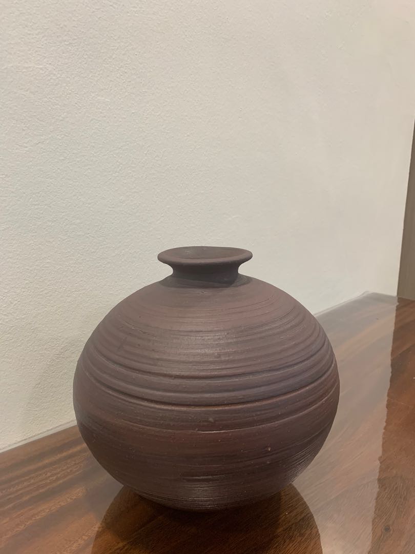 Round clay vase made in Singapore, Furniture & Home Living, Home Decor ...
