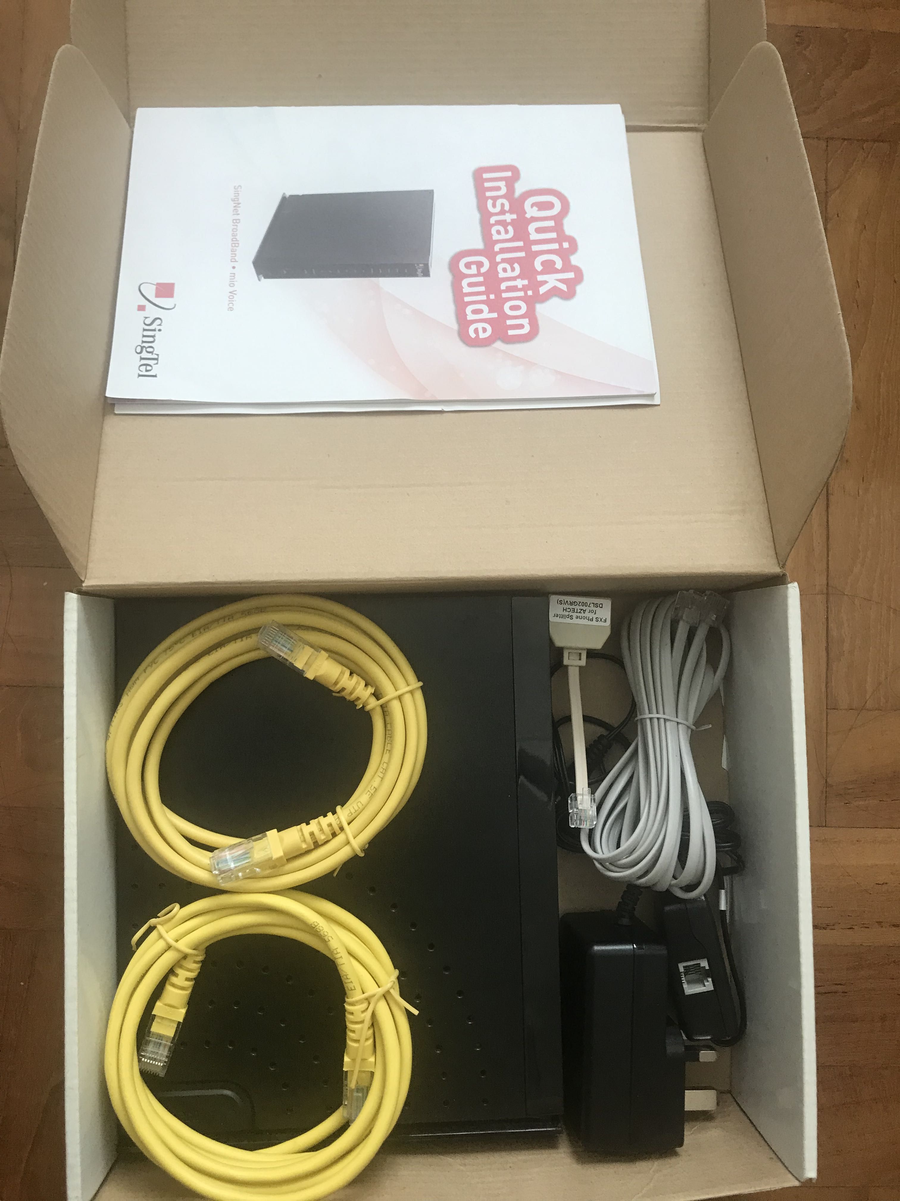 Router Aztech DSL7002GRV(S) - Singtel, Computers & Tech, Parts ...