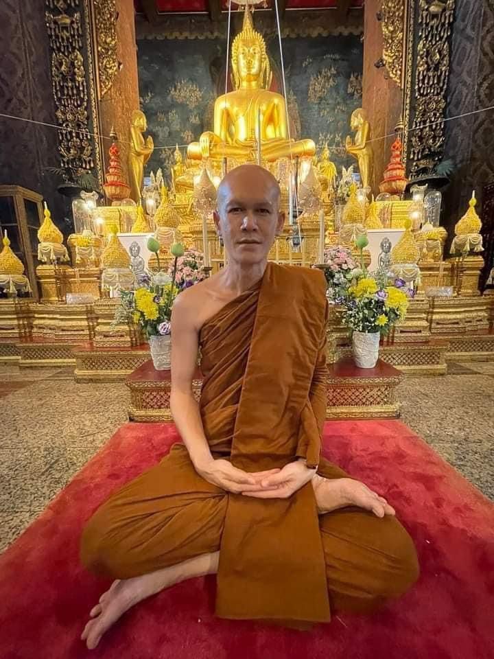 Sae Laeng Ngeang - Phra Ajarn Tom, Hobbies & Toys, Religious Items on ...