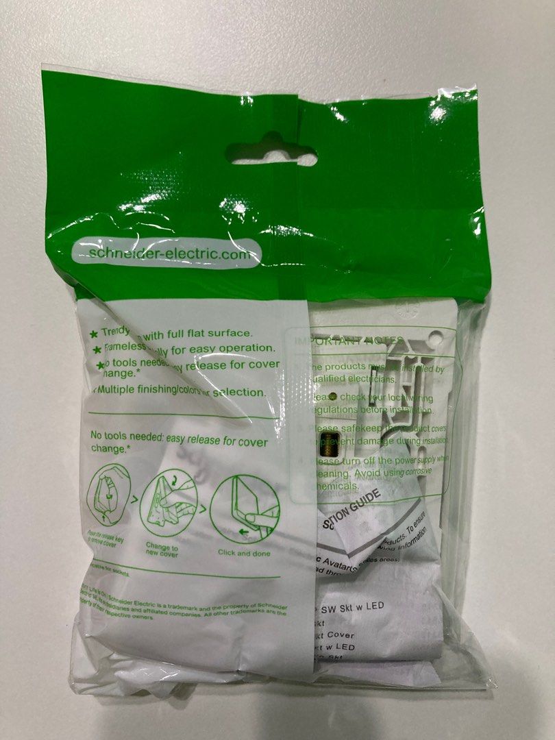 Schneider Socket, 家庭電器, 轉插器及插頭 - Carousell