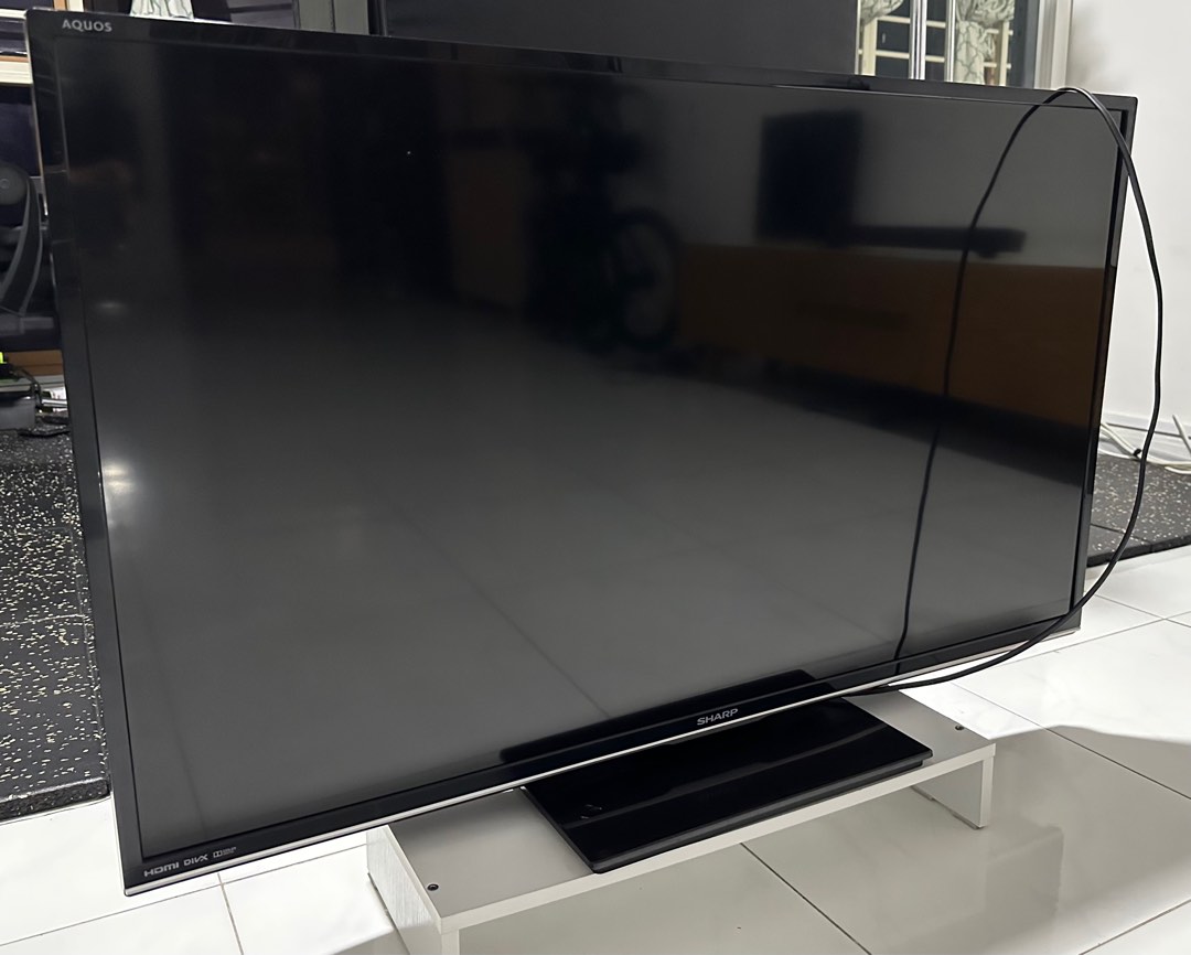 Sharp LC-39LE440M 39" Full HD AQUOS Multisystem LED TV, TV & Home ...