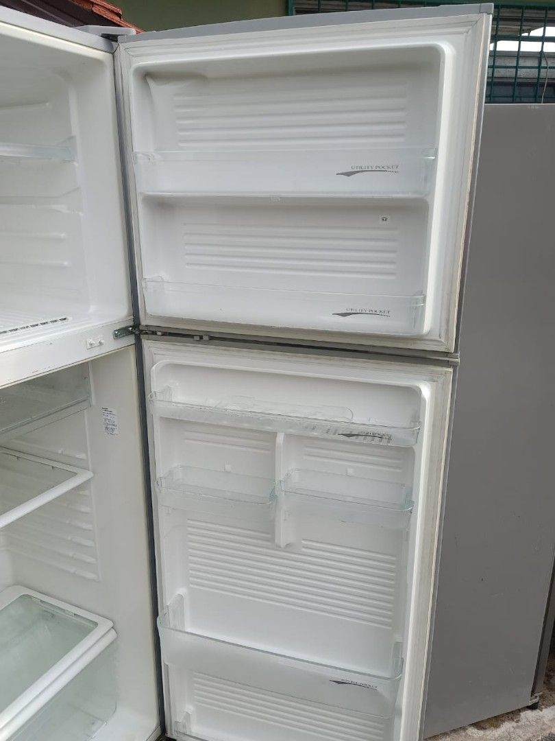 Sharp peti ise, TV & Home Appliances, Kitchen Appliances, Refrigerators ...