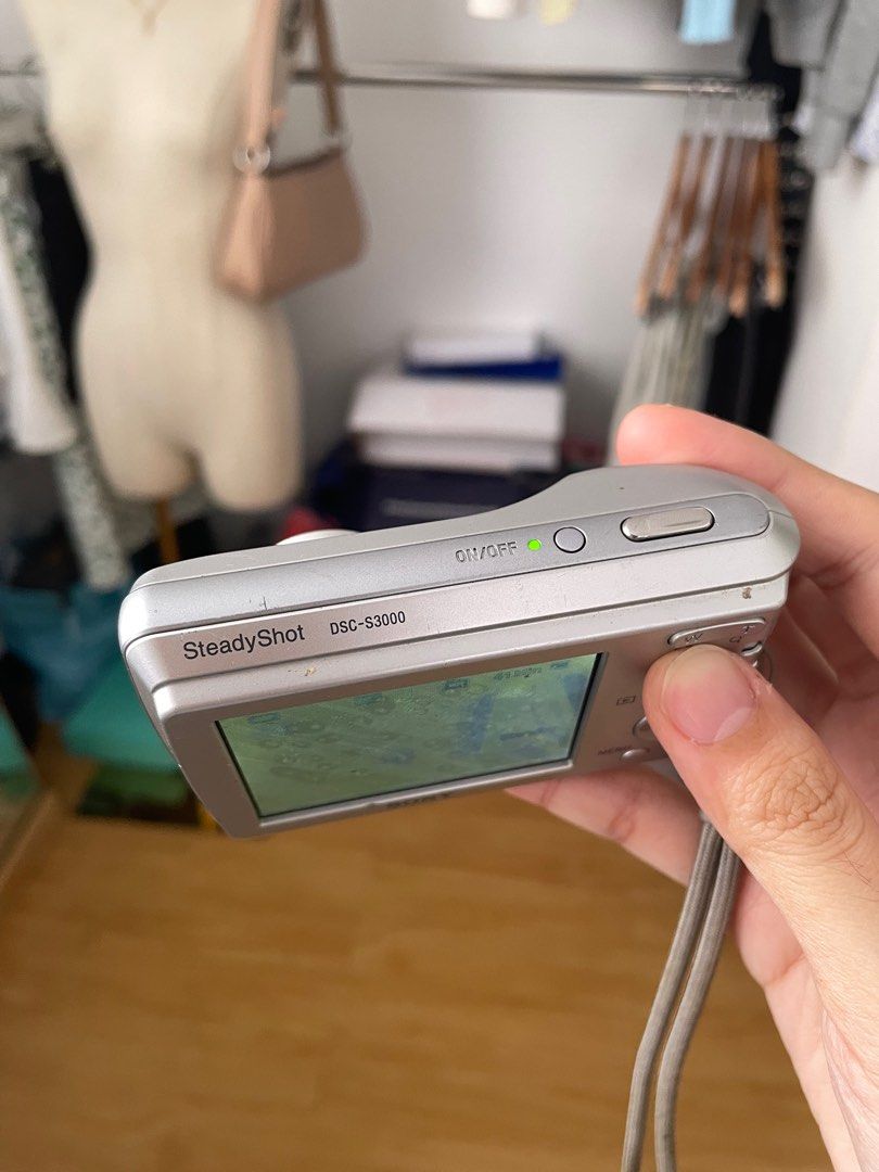 Sony cybershot dsc-s3000, Photography, Cameras on Carousell