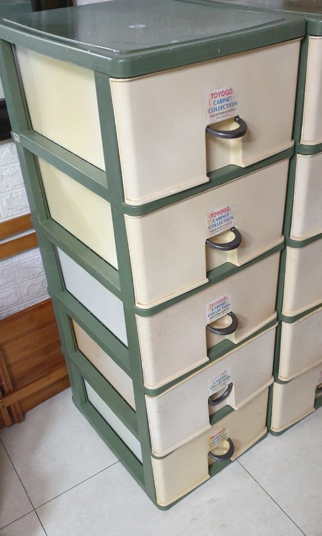 Storage Drawers Togoto Drawers Plastics Storebox 45x58x 126cm each $18 or 2sets @$20 (No Nego No ...