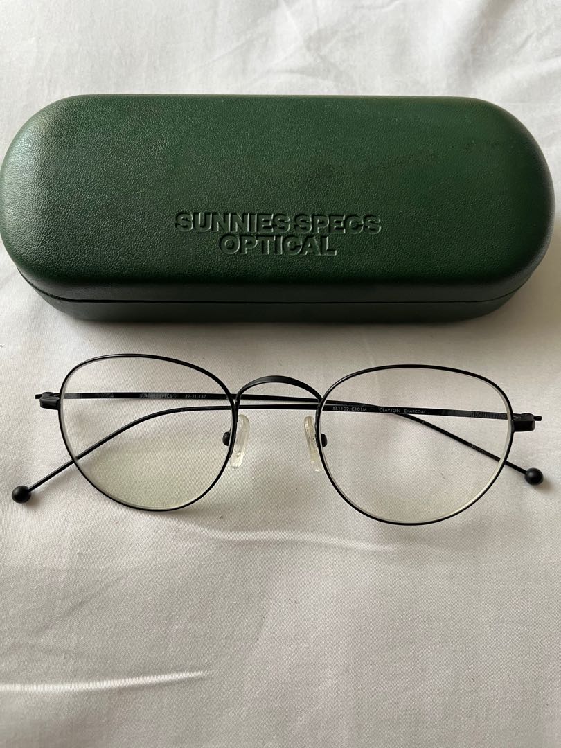 Sunnies Specs prescription frame on Carousell