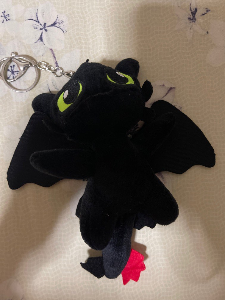 Toothless Keychain, Hobbies & Toys, Toys & Games on Carousell
