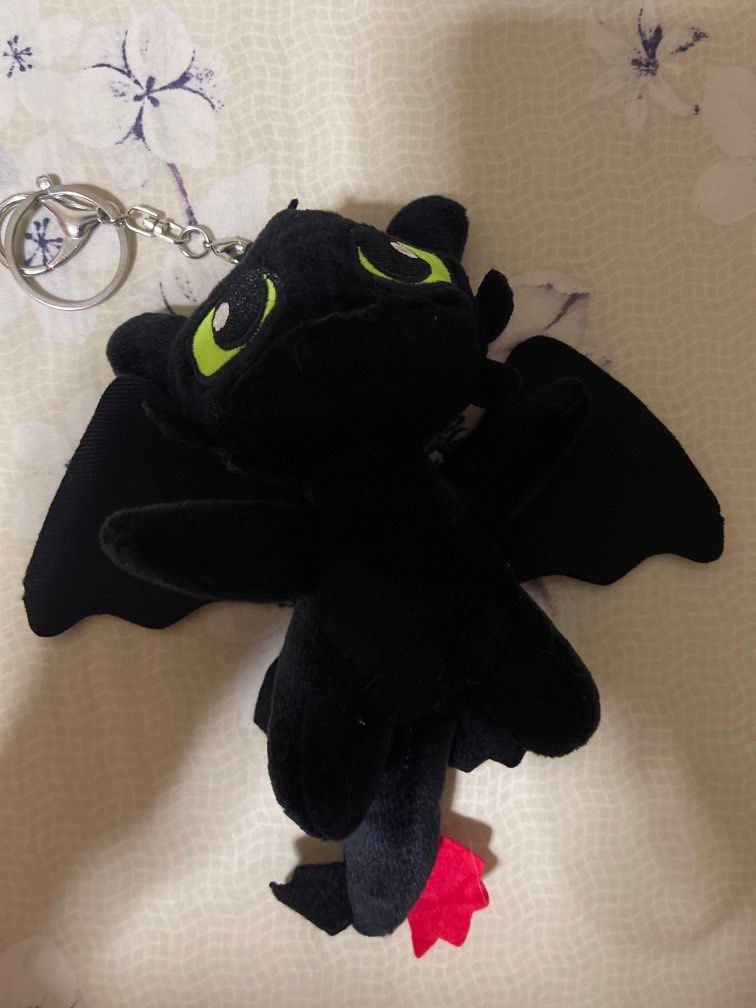 Toothless Keychain, Hobbies & Toys, Toys & Games on Carousell