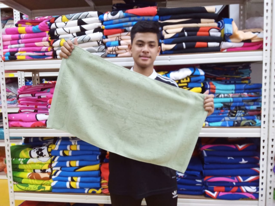 Tuala Muka Mini Egyp Cotton, Furniture & Home Living, Bedding & Towels ...