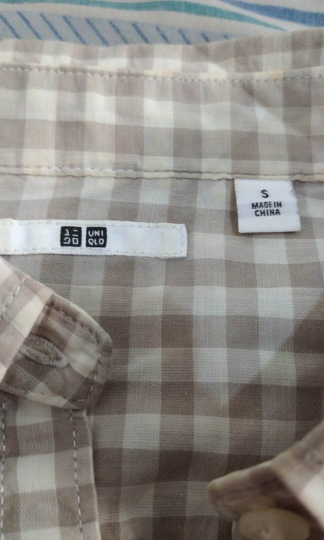 Uniqlo - checkered long sleeves on Carousell