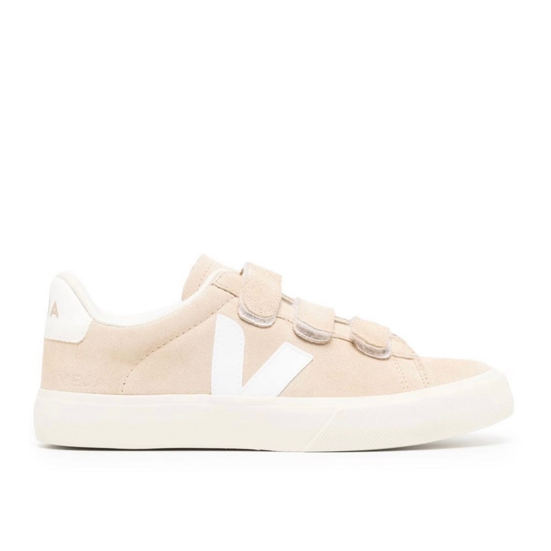 veja strap low top sneakers, Women's Fashion, Footwear, Sneakers on ...