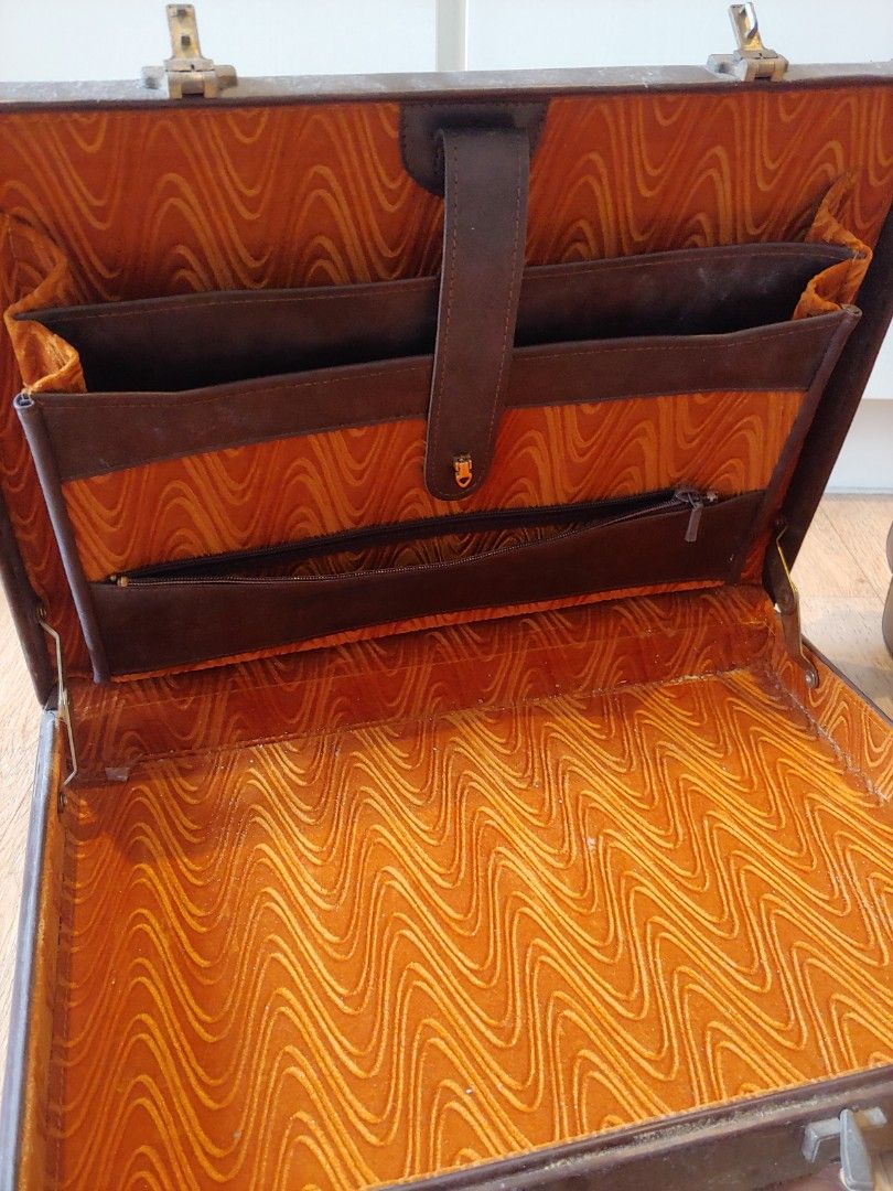 Vintage Briefcases, Hobbies & Toys, Memorabilia & Collectibles, Vintage ...