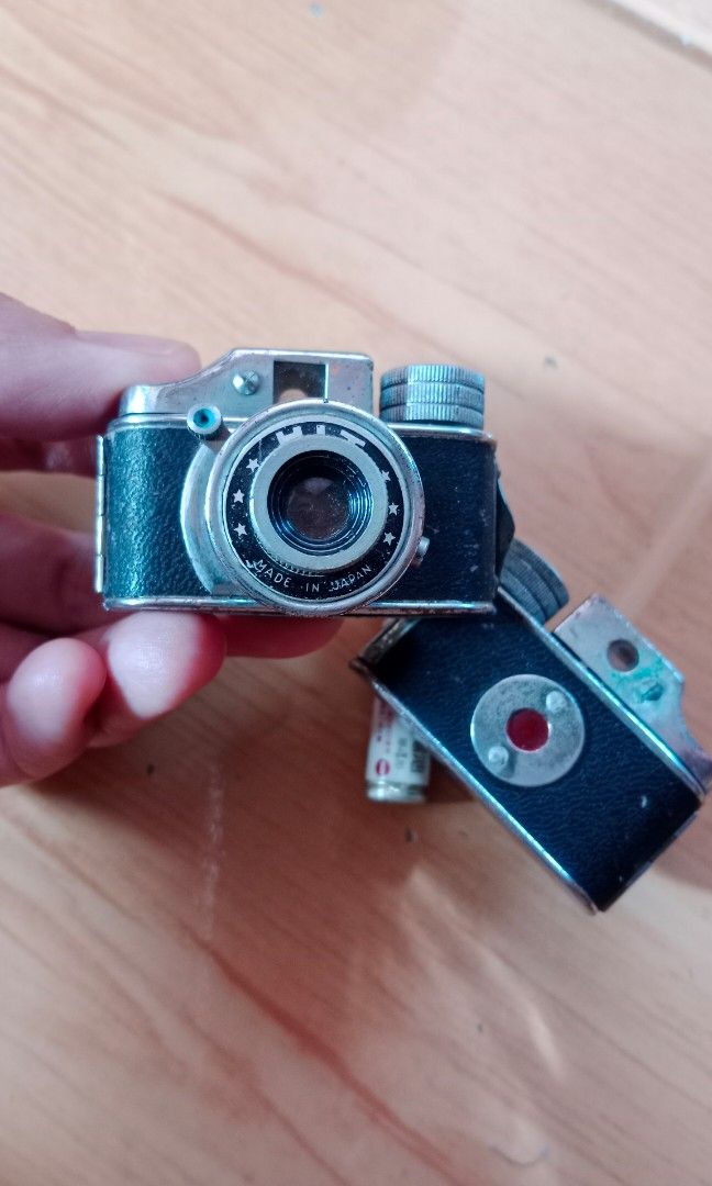 Vintage mini camera for sale, Hobbies & Toys, Memorabilia ...