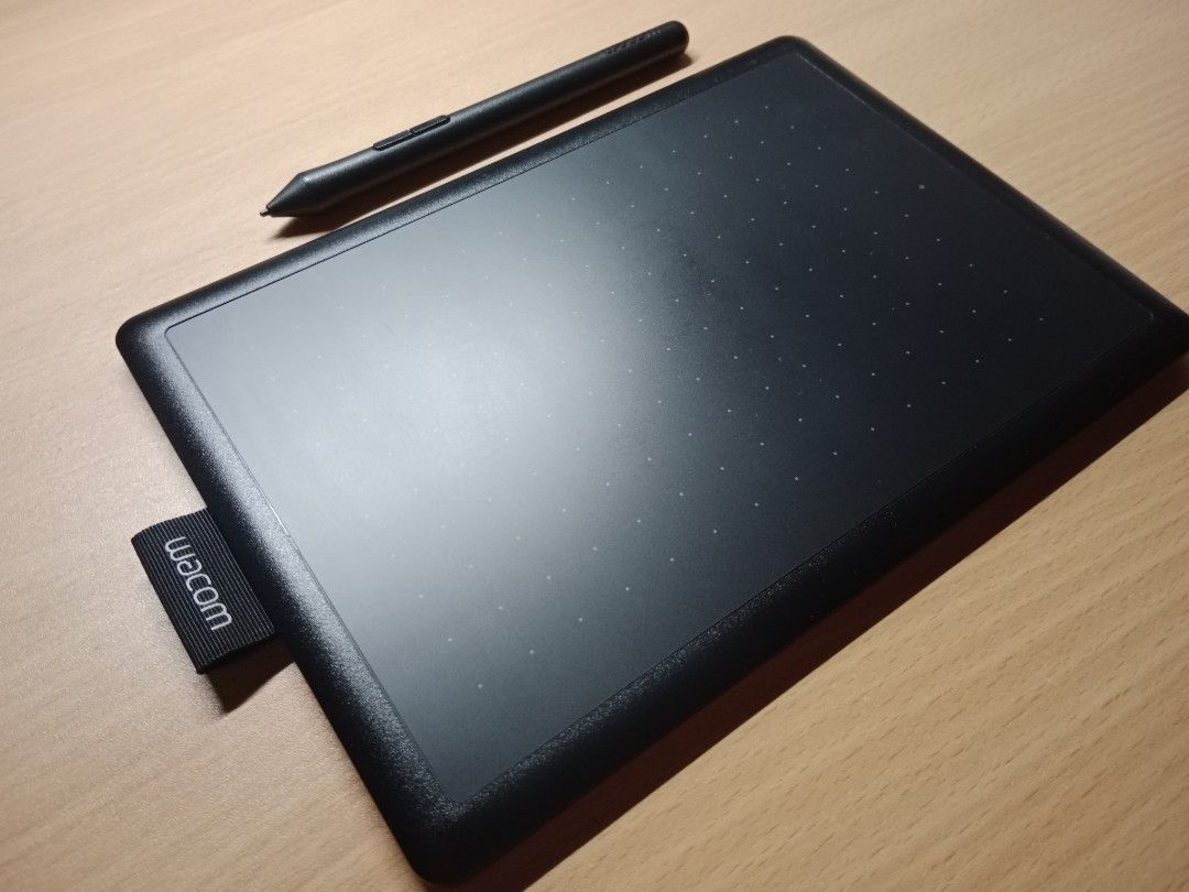 Wacom One CTL-472 Graphic/Drawing Pen Tablet, Computers & Tech, Parts ...