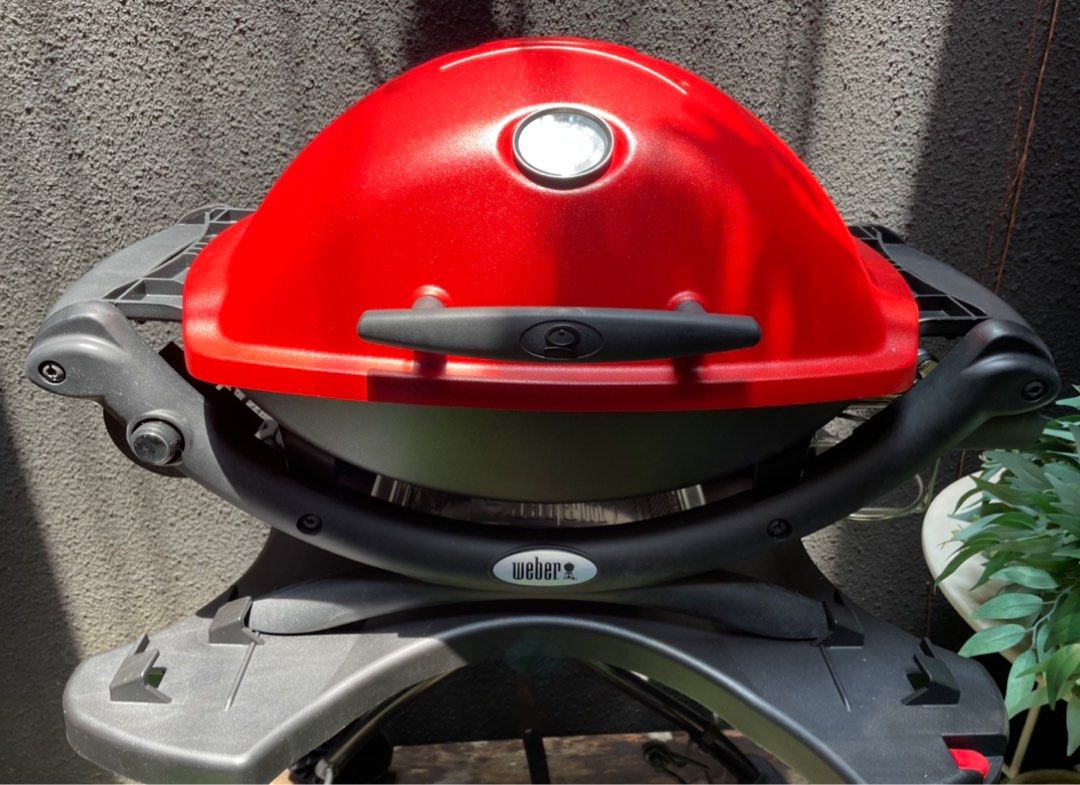 Weber Q 1250 Gas Grill, TV & Home Appliances, Kitchen Appliances, BBQ ...