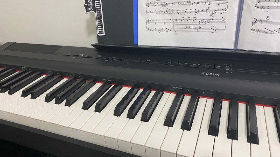 Yamaha p125, Hobbies & Toys, Music & Media, Musical Instruments on ...