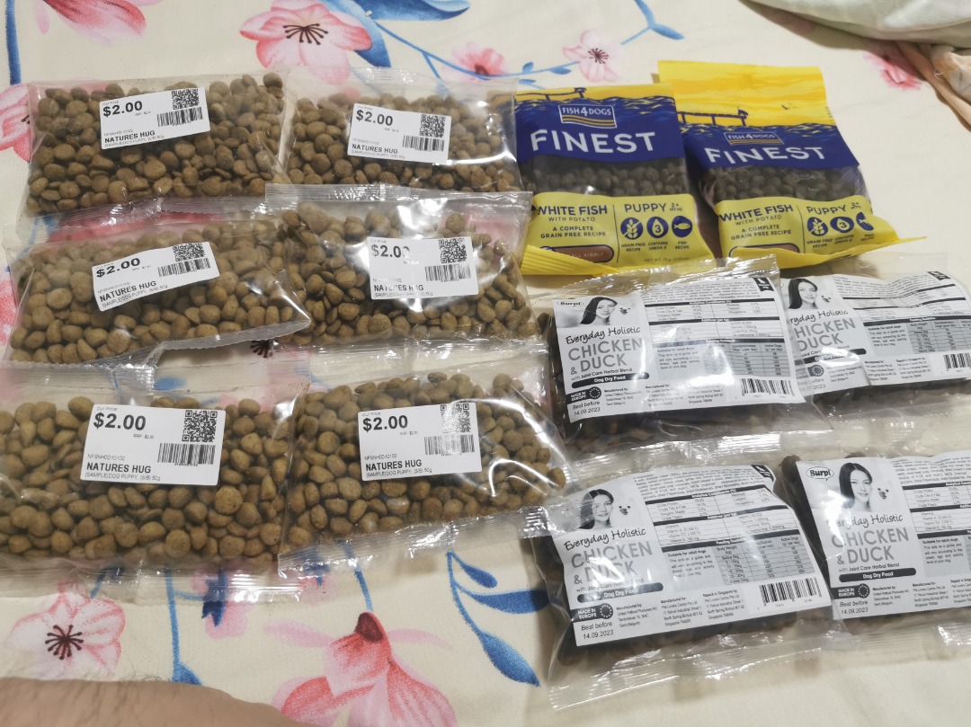 12 packets of dog food, Pet Supplies, Pet Food on Carousell