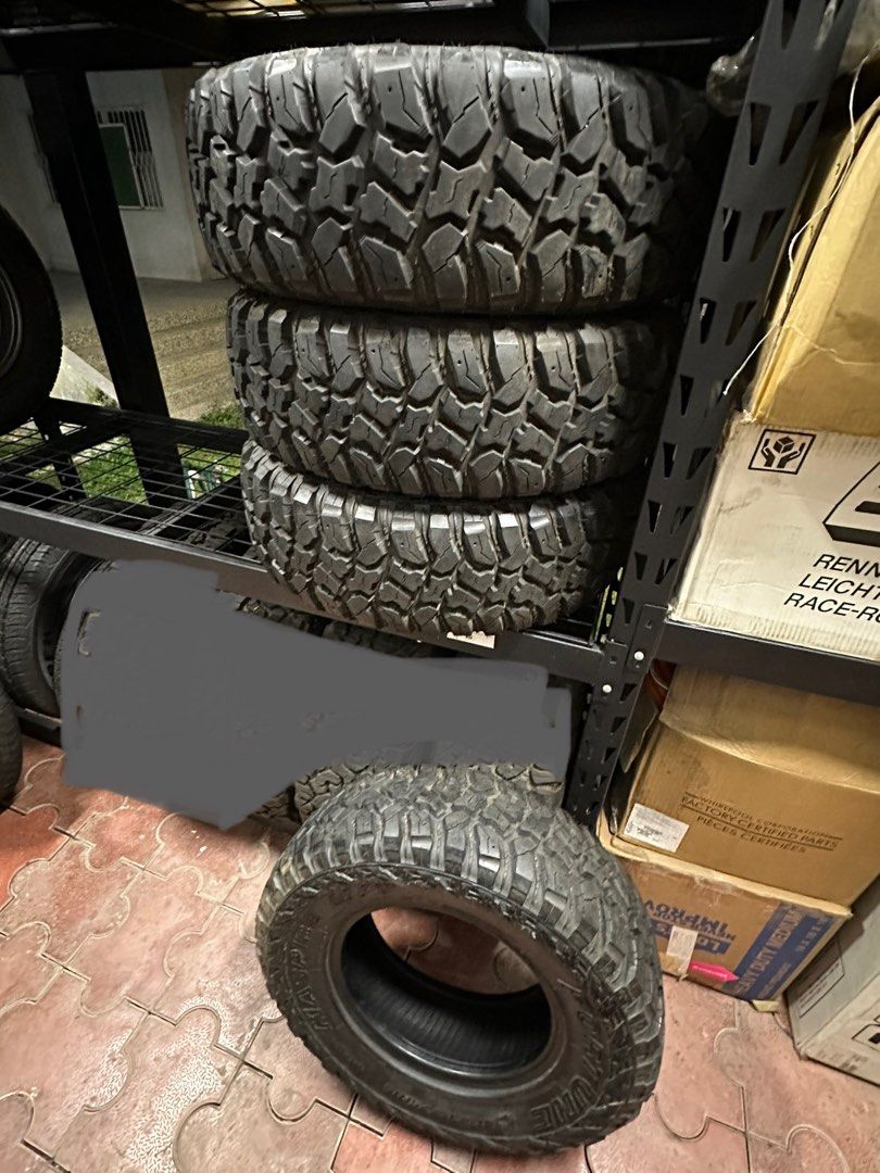 2021 Suzuki Jimny GLX Mag wheels and Dunlop AT20 195 80 R15 Tires with ...