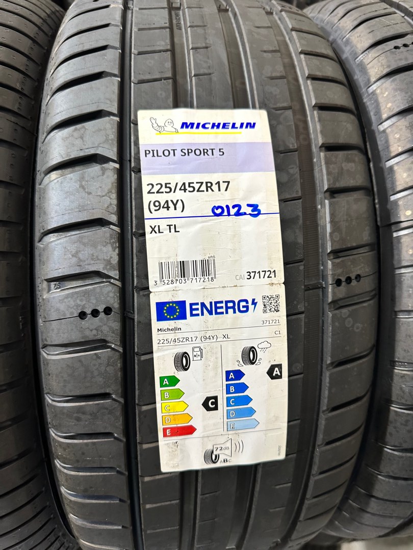 225/45/17 Michelin Goodyear Pirelli Yokohama Nexen, Car Accessories ...