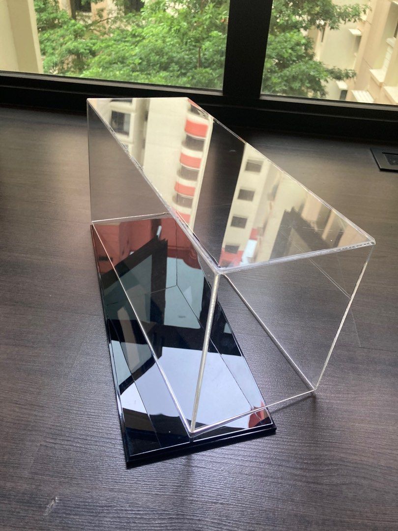 Acrylic box, Hobbies & Toys, Toys & Games on Carousell