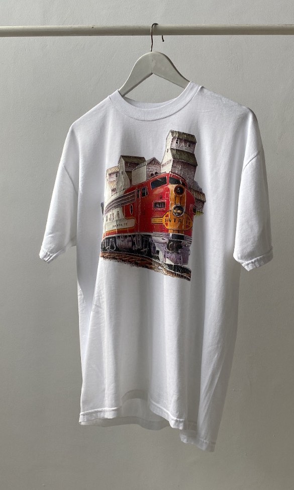 Art tee “Train Santa Fe” Vtg 90s, Fesyen Wanita, Muslim Fashion, Atasan ...
