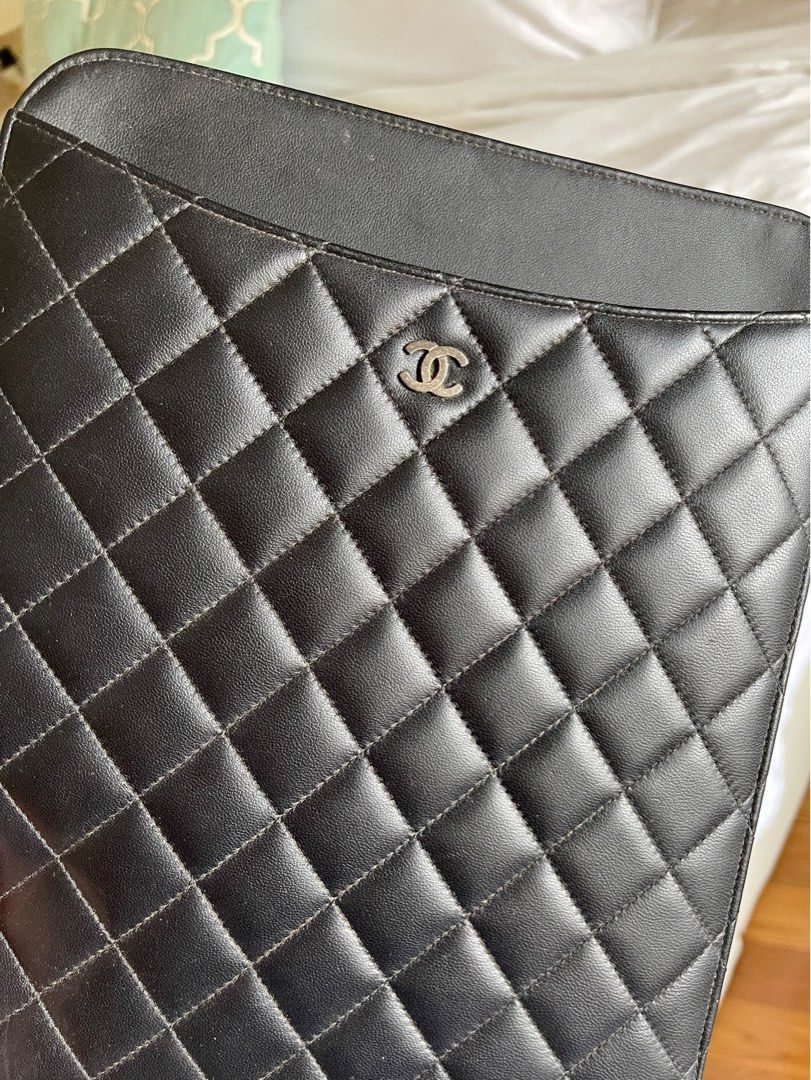 chanel ipad mini case