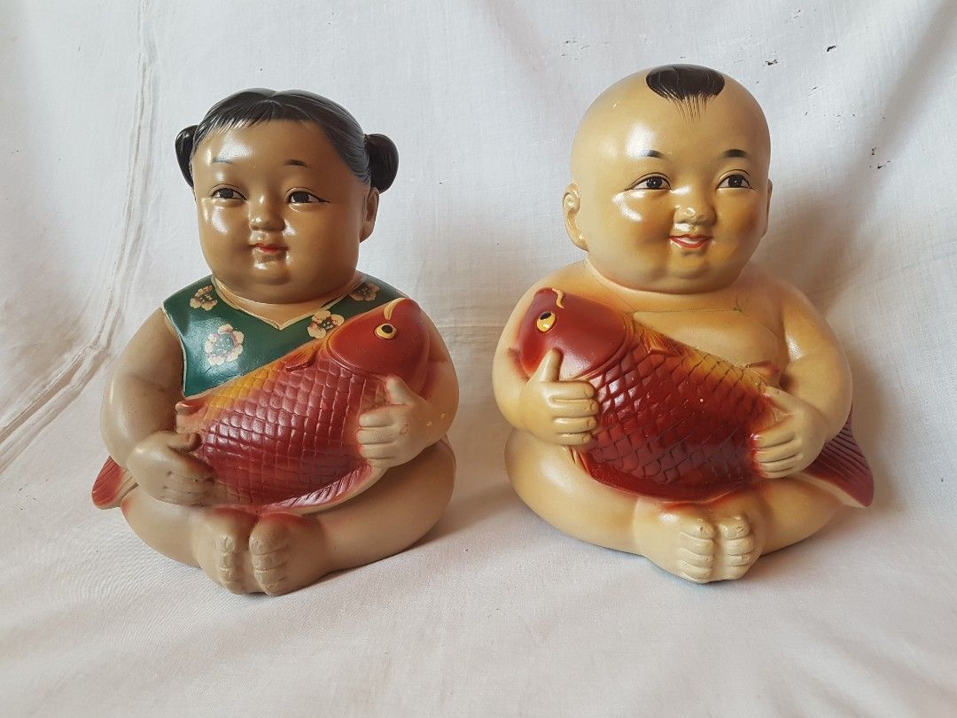 Boy & Girl Hug Carp Coin Bank Money Box, Hobbies & Toys, Memorabilia ...