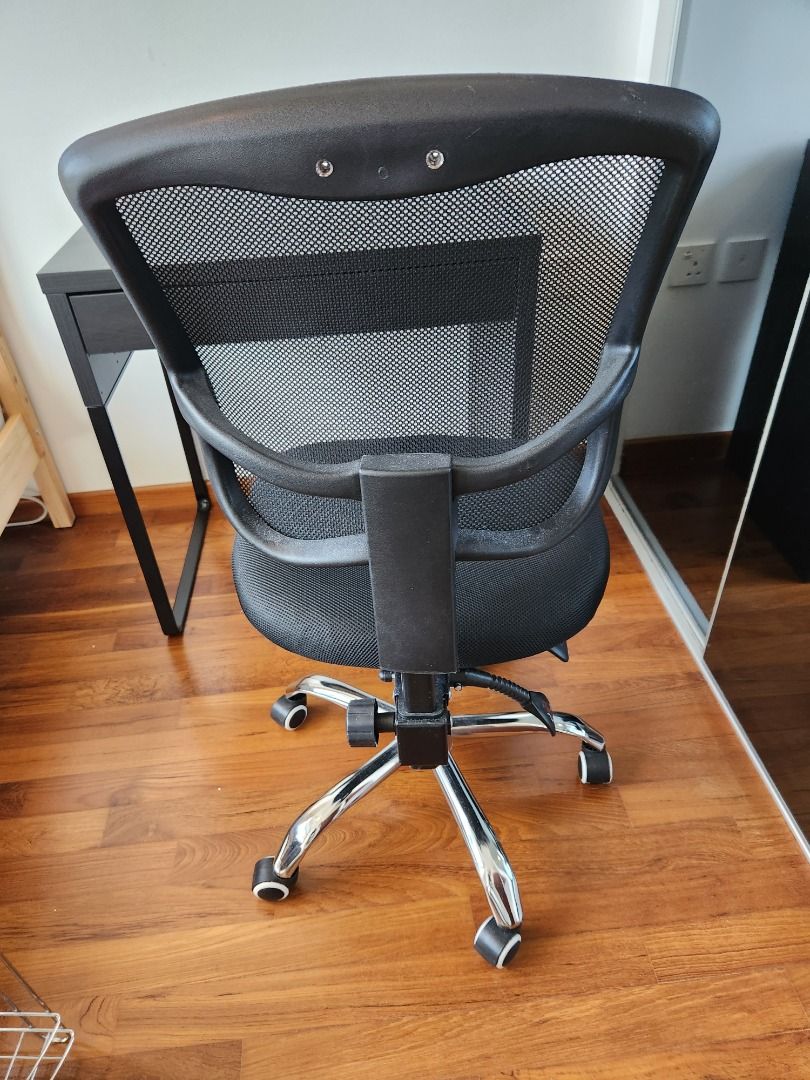 Cheap office chair, Furniture & Home Living, Furniture, Chairs on Carousell