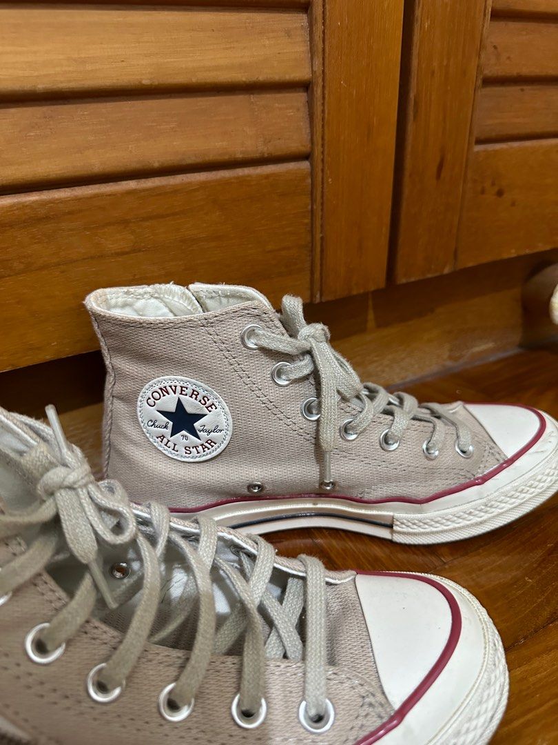 Converse high cut, Women's Fashion, Footwear, Sneakers on Carousell