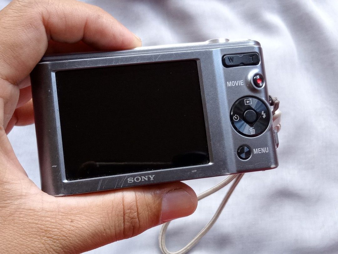 DIGICAM SONY CYBERSHOT DSC W810, Fotografi di Carousell