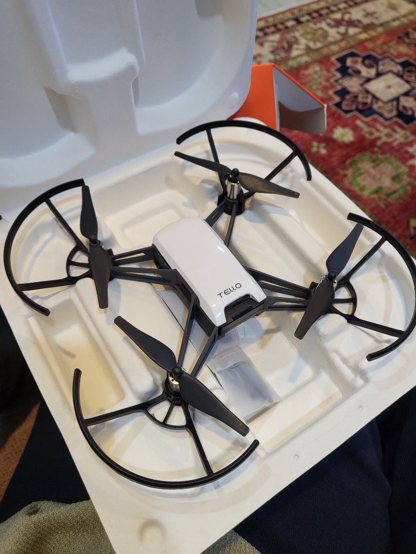 DJI Tello Drone, Photography, Drones on Carousell